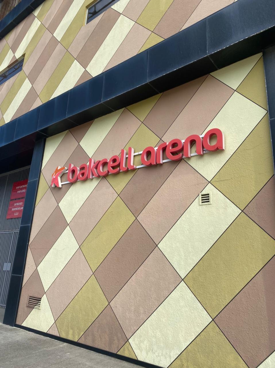 弊社代表は、アゼルバイジャン共和国の強豪サッカーチーム“ネフチ・バクー”の本拠地スタジアムBakcell Arenaを訪問し、今季、本田圭佑 ...